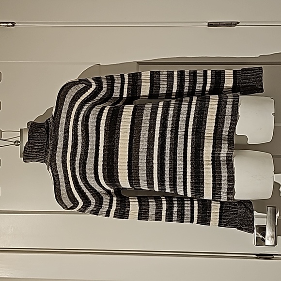 KIKIT | Sweaters | Vintage Kikit Acrylic Turtle Neck Sweater | Poshmark